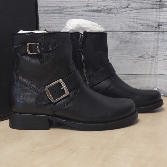 Frye | Shoes | Frye The Vicky 6 Boot In Black Leather 6 | Poshmark